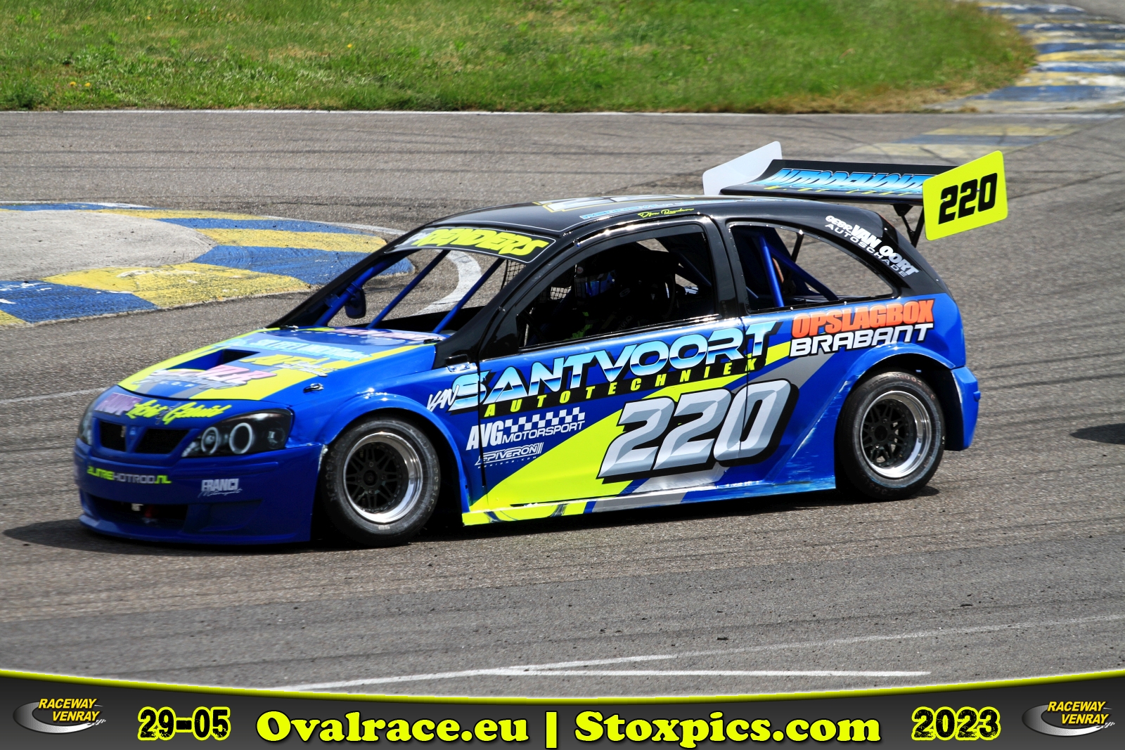 Pfingstracing Venray – Ovalrace Autospeedway