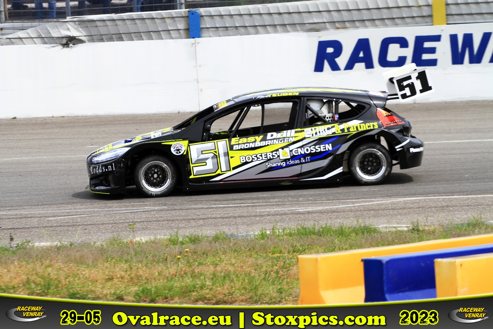 Pfingstracing Venray – Ovalrace Autospeedway
